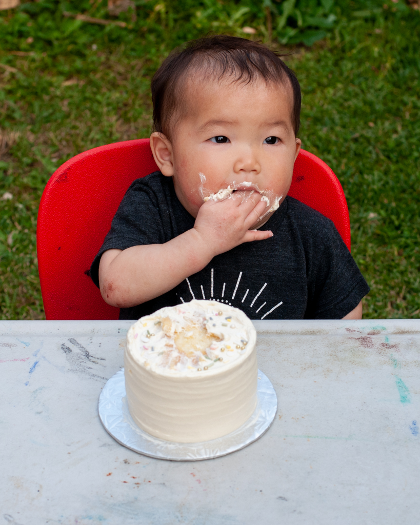 Mini vanilla cake with buttermilk ermine frosting (plus a smash cake ...